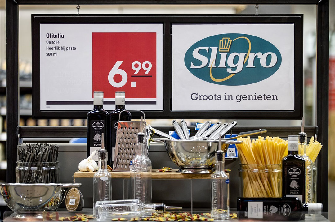 Sligro neemt activiteiten Metro in België over - Eiwit Trends